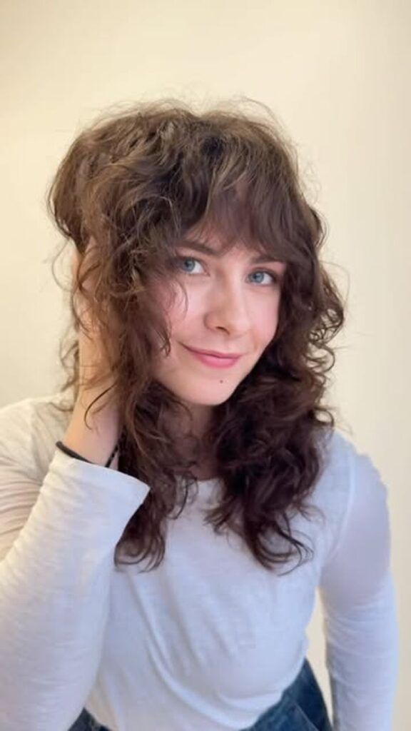 12 Shaggy Haircuts That Transform Thick Hair into a Light and Easy ...